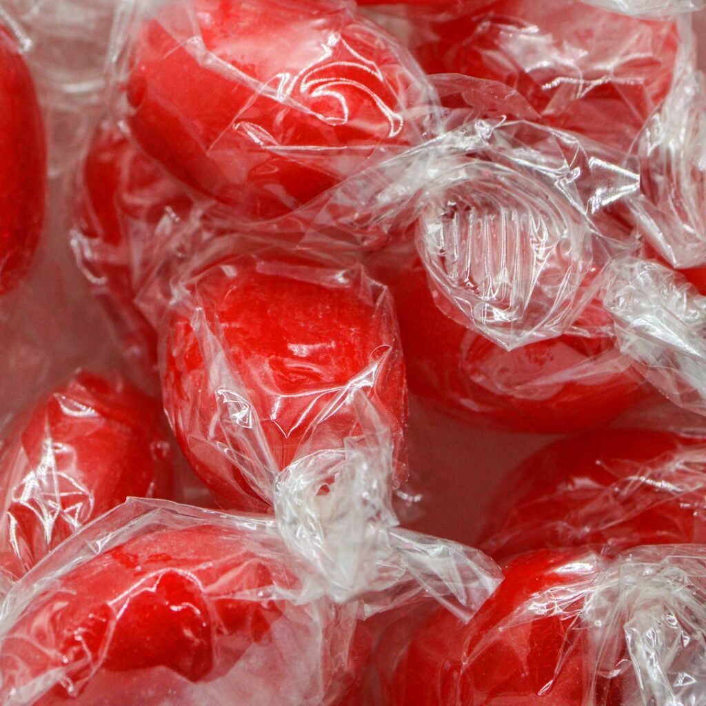 Sherbet Strawberries Wrapped - 2.75kg Bag - The Welsh Sweetshop ...