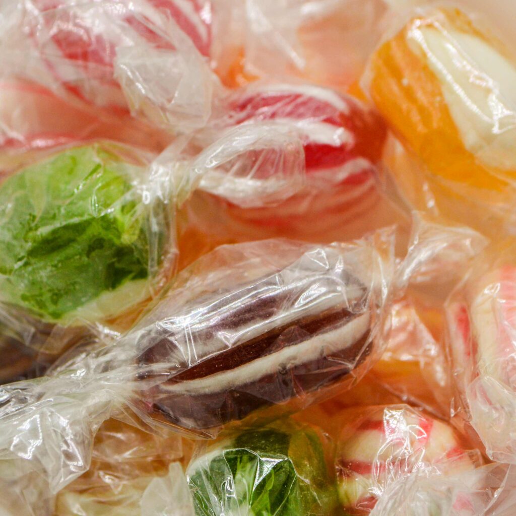 Winter Mixture - Wrapped - 2.75kg Bag - The Welsh Sweetshop｜Wholesale ...