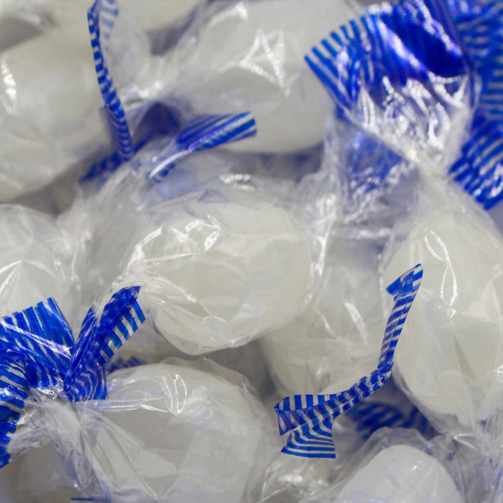 Sugar Free Mintoes - 2kg Bag - The Welsh Sweetshop｜Wholesale Sweets ...